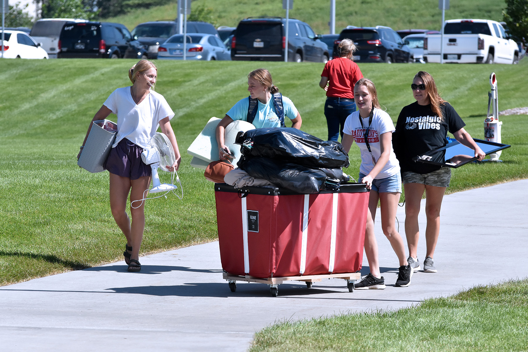 Northeast Community College Students Begin Moving Into Residence Halls ...