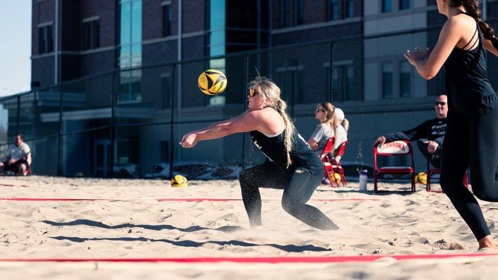 Wildcat Beach Volleyball Begins Spring Break Trip 1-0 | WDN – Wayne ...