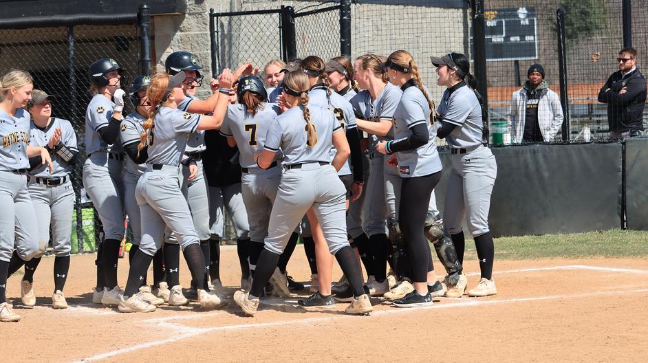WSC Softball Uses Long Ball In Saturday Split | WDN – Wayne Daily News ...
