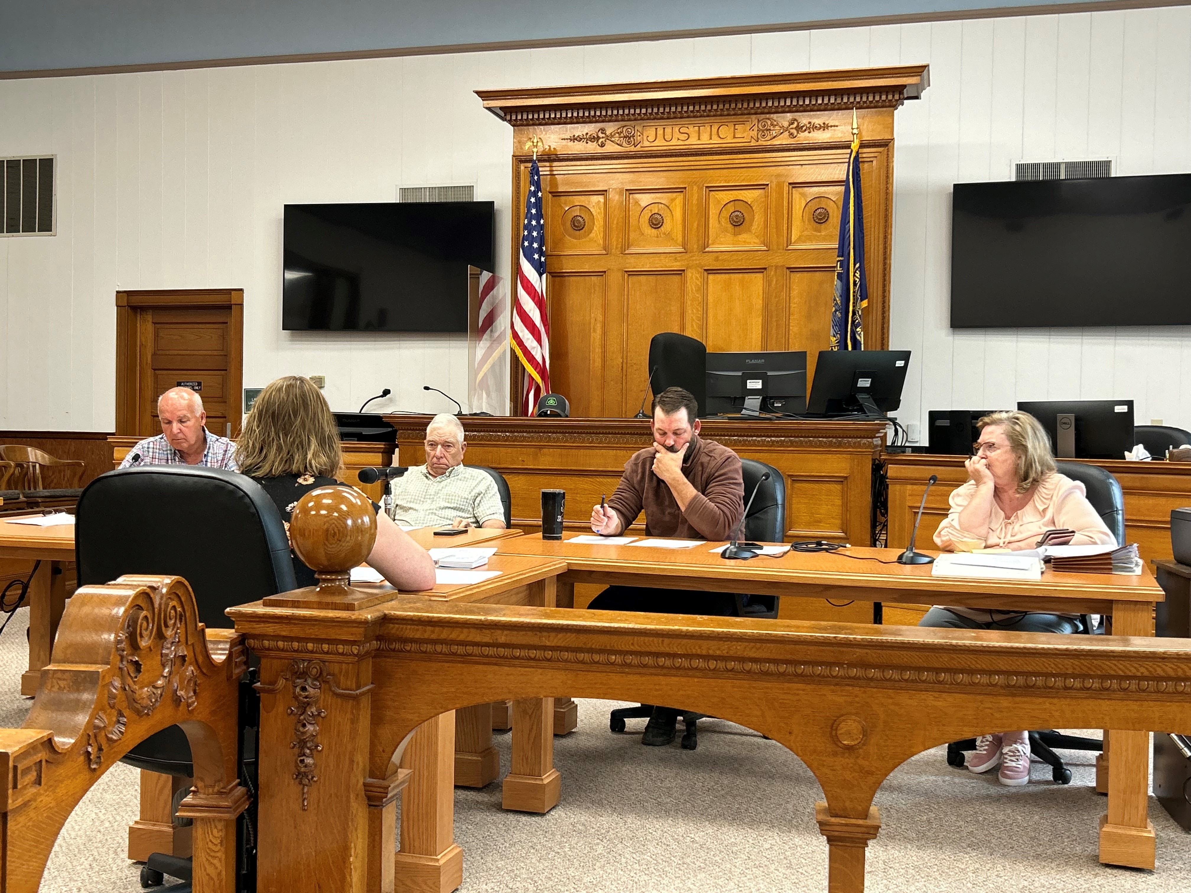 Commissioners Hear More Information On Cost-Sharing Dispatch Radio ...
