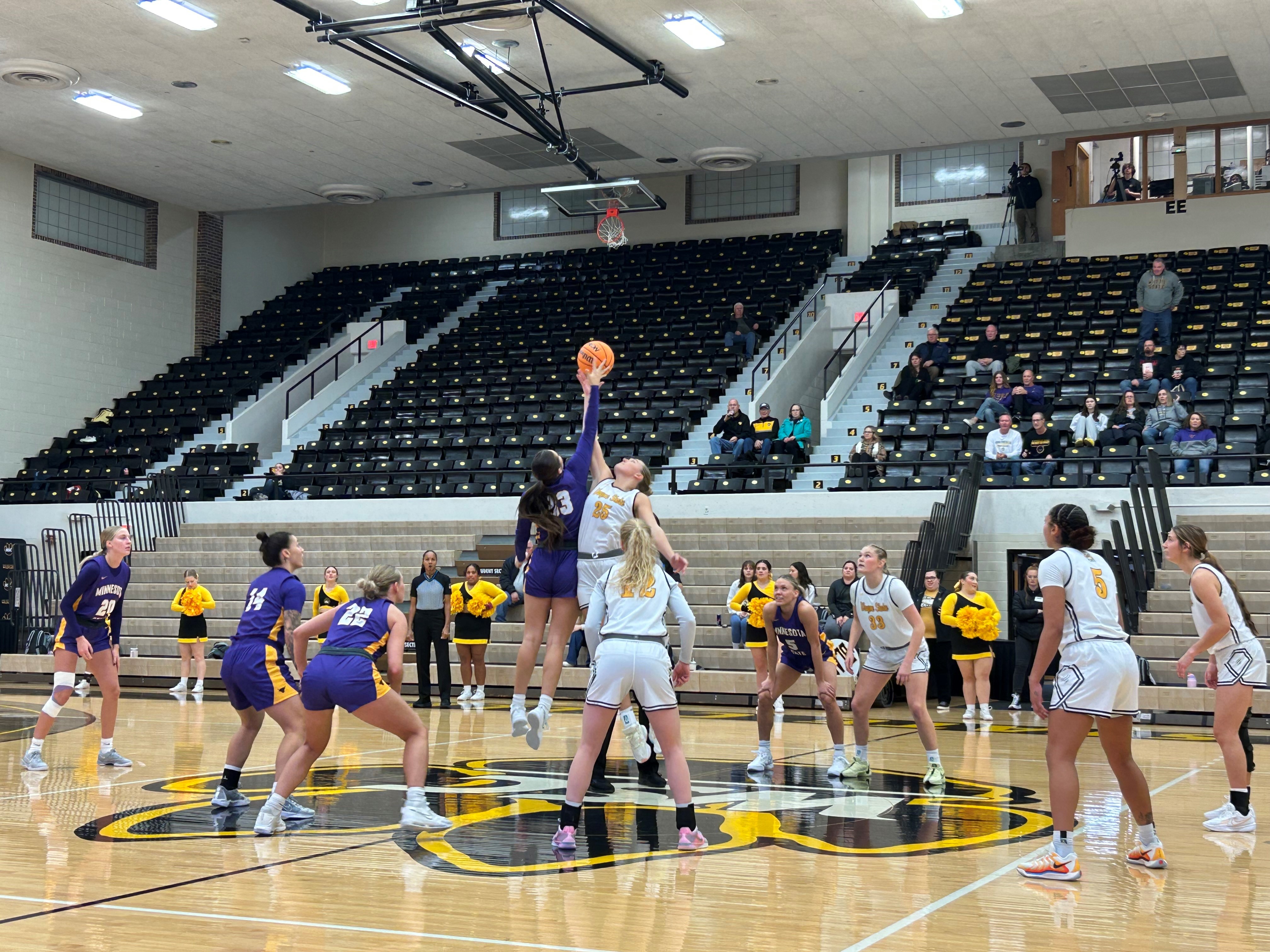 #16 Minnesota State-Mankato Women Pull Away In Fourth, Maverick Men ...