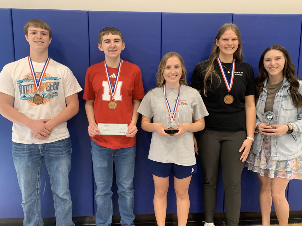 Leigh Presented With KTCH Quiz Bowl Third Place Awards | WDN – Wayne ...